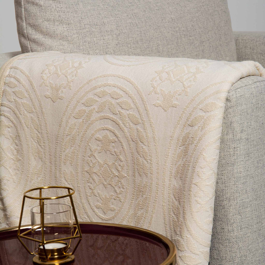Medallion Jacquard Bedspread create a elegant look on any bed